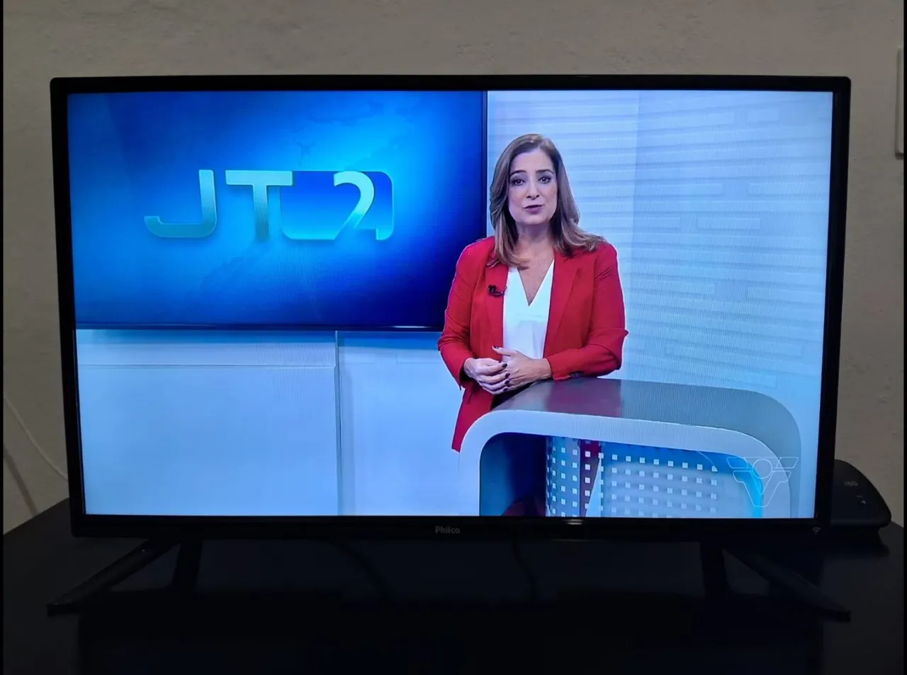 "tv de 28 polegadas" - TVs no Brasil