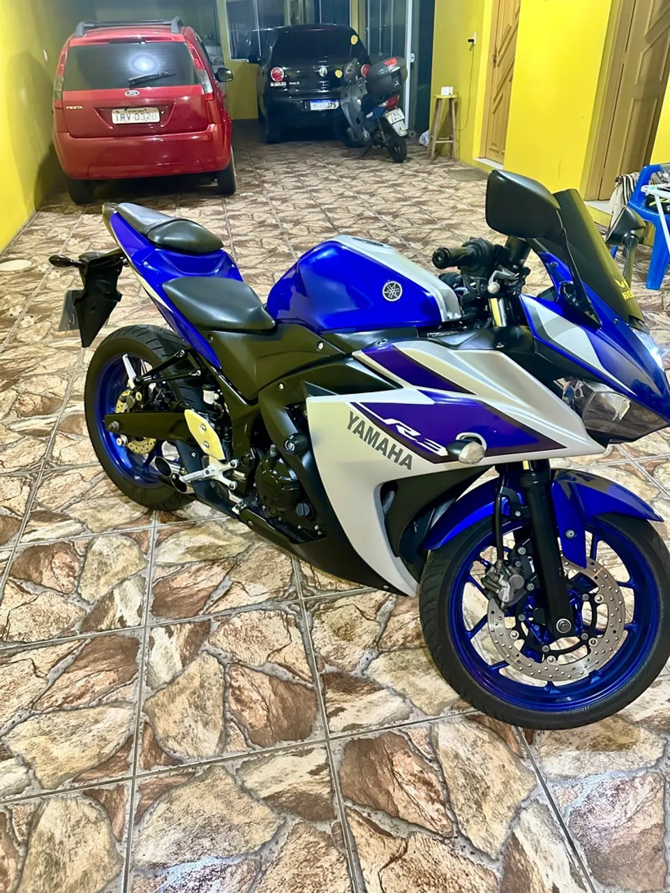 Motos YAMAHA YZF 2016 no Brasil