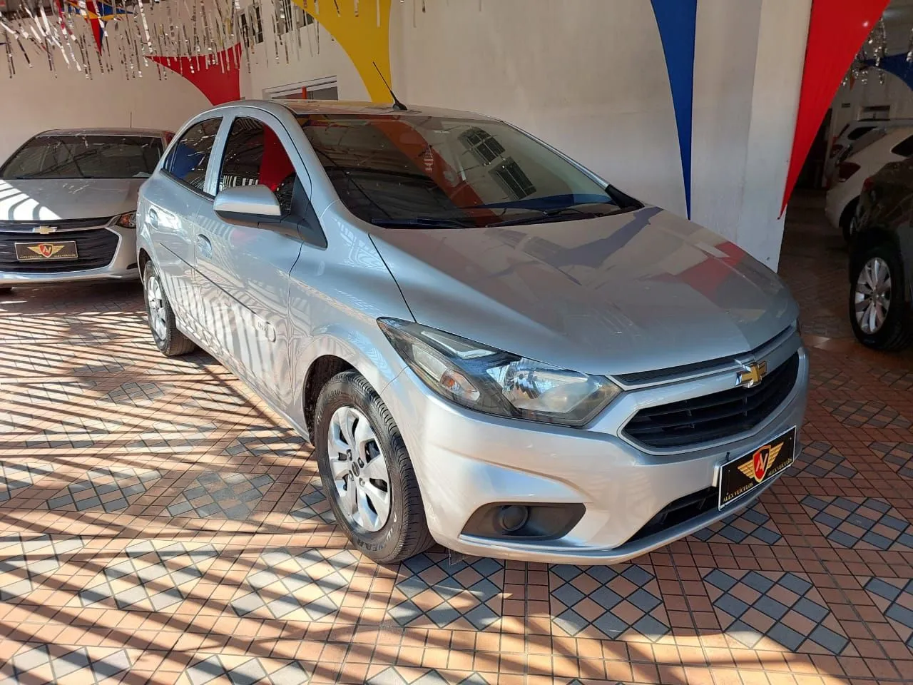 CHEVROLET ONIX 2018 Usados e Novos