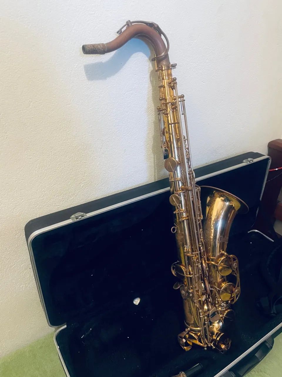 Saxofone Tenor Dourado - Instrumento Musical Profissional ...