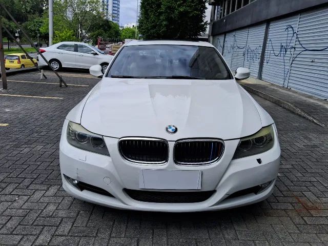 BMW 320I 2011 Usados e Novos