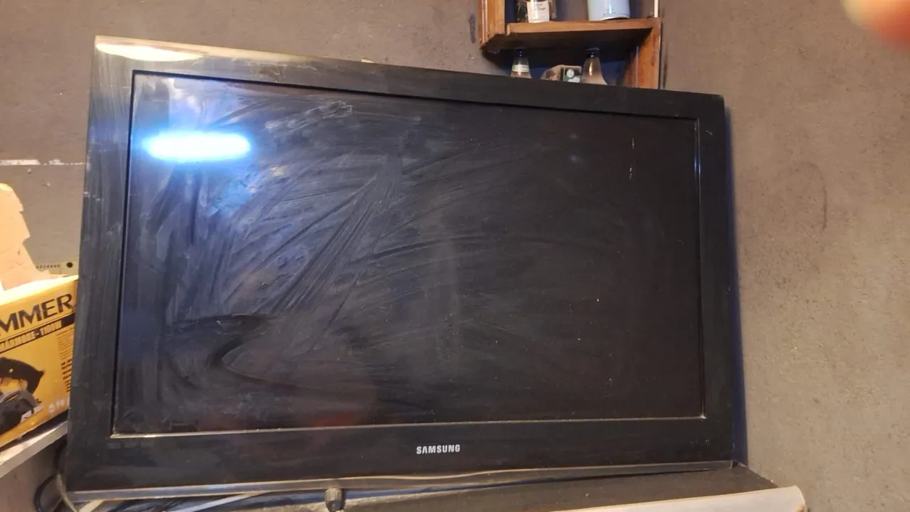 "tv samsung 32 polegadas lcd" - TVs no Brasil