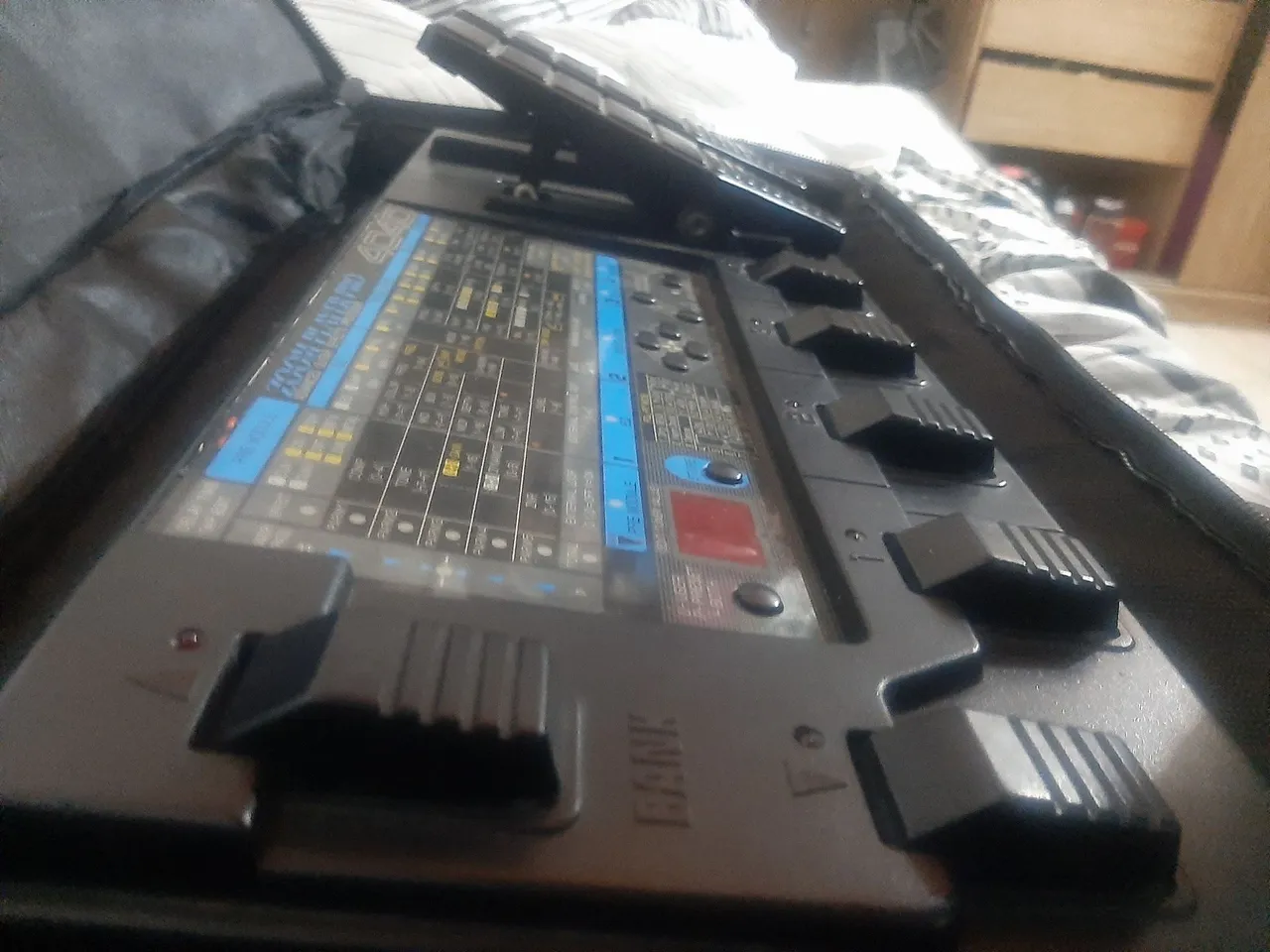 "pedaleira guitarra" - Instrumentos musicais no Brasil