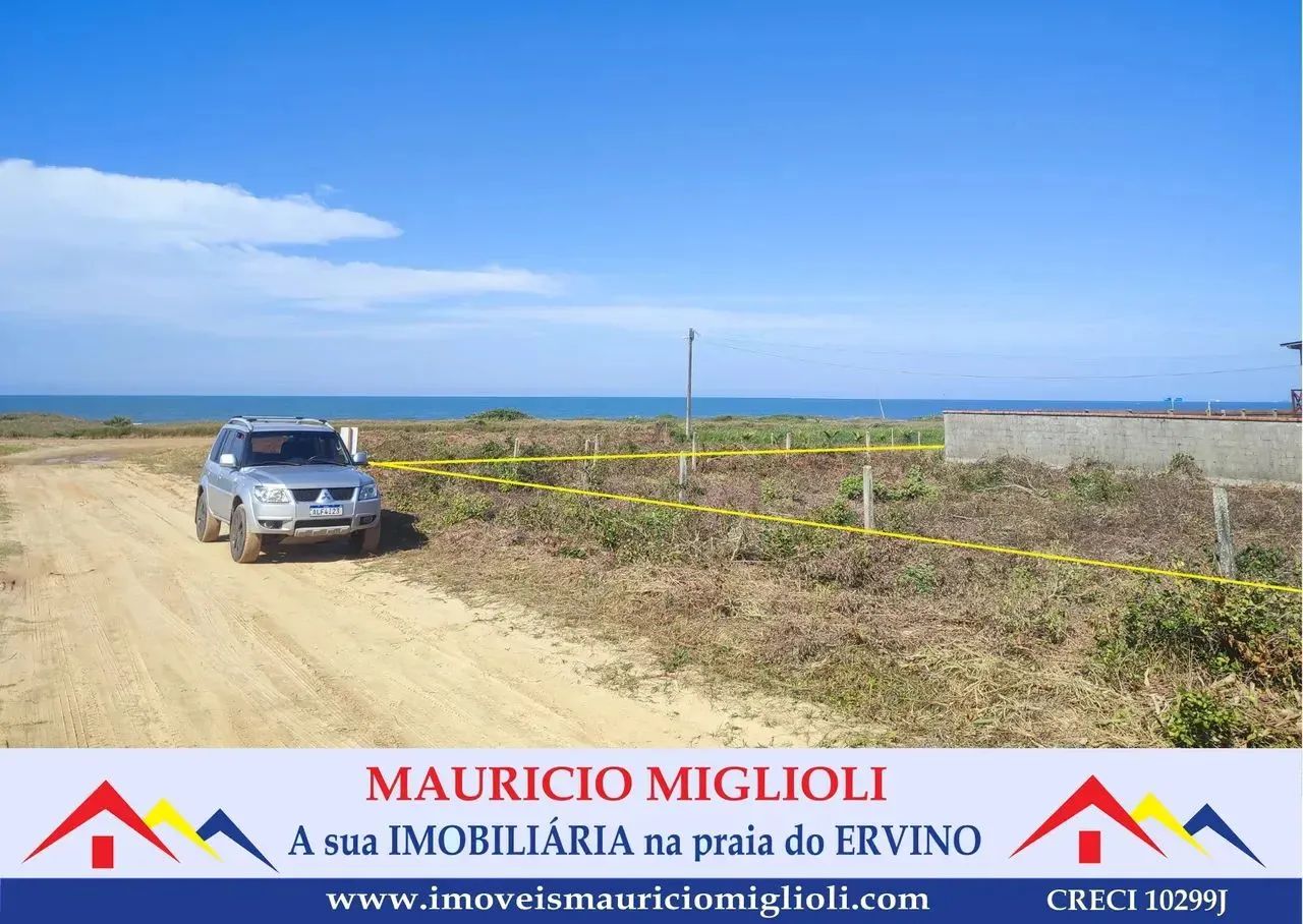 Lote beir mar de esquina limpo na Praia do Ervino - Terrenos, sítios e ...