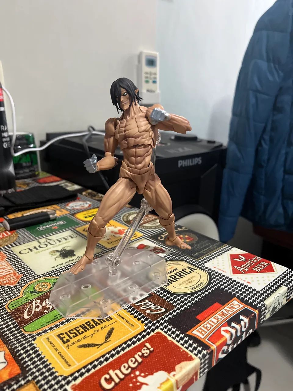 Revoltech Attack titan original-Amazing Yamaguchi - Hobbies e coleções ...