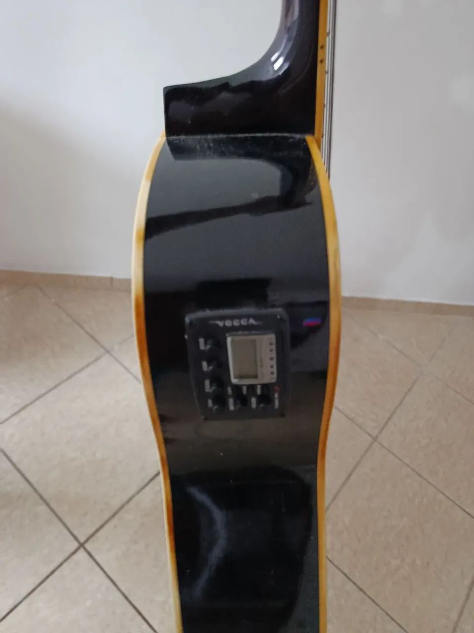 Vende-se um violão em estado de novo, com case! - Instrumentos musicais ...