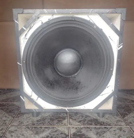 "caixa de som de 18 polegadas" no Brasil