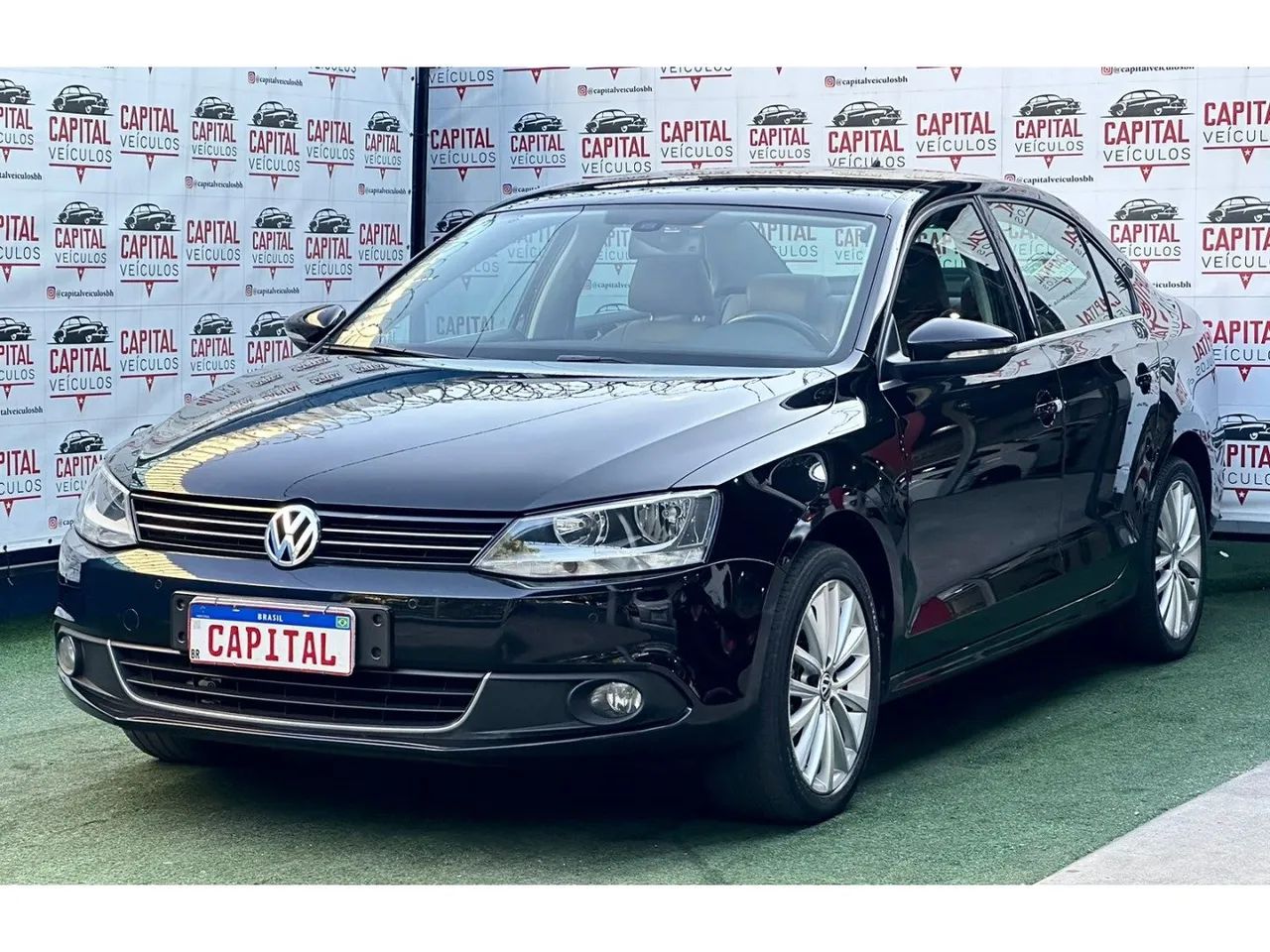 VOLKSWAGEN JETTA 2013 Usados e Novos