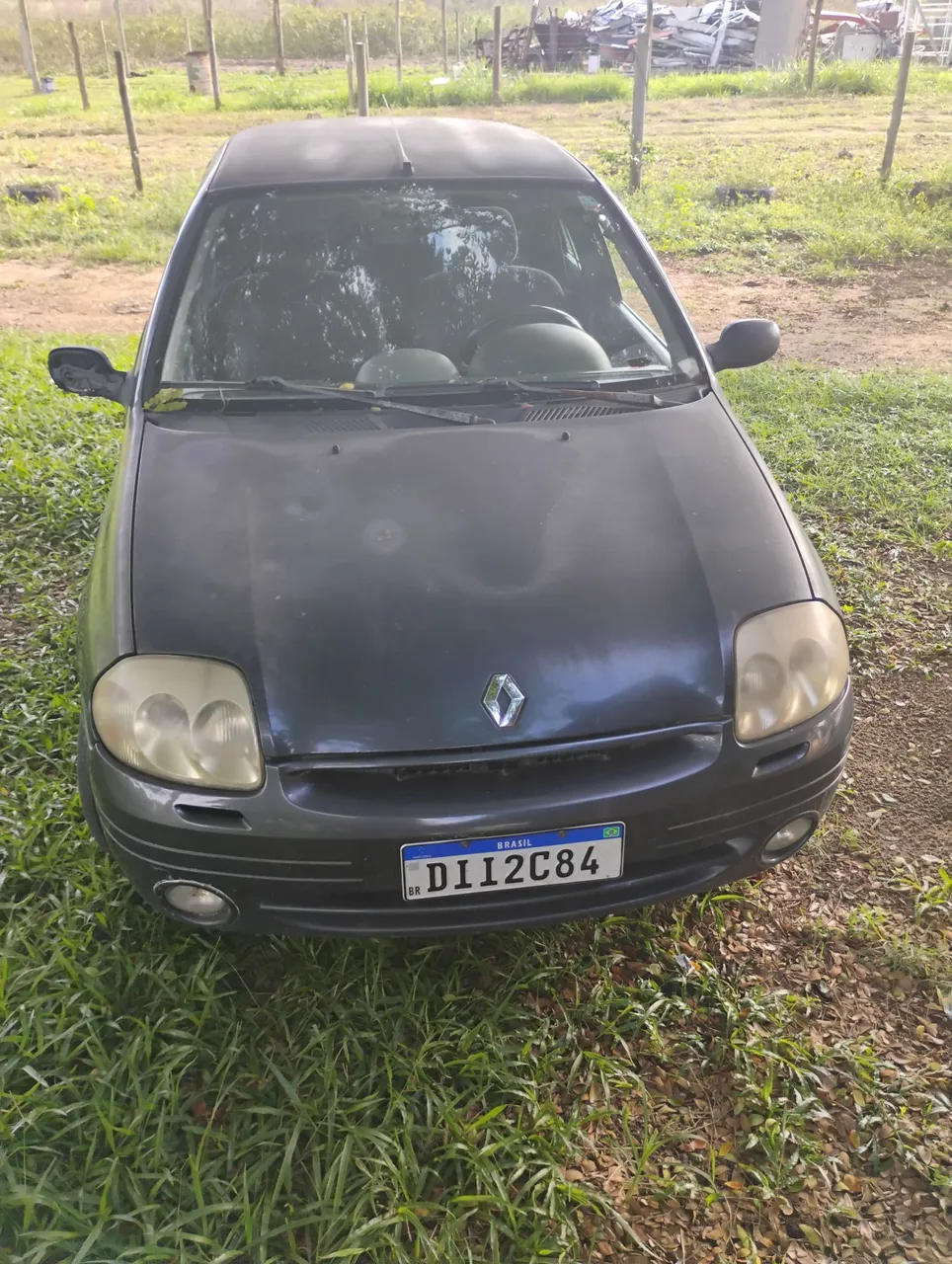 RENAULT CLIO 2002 Usados e Novos