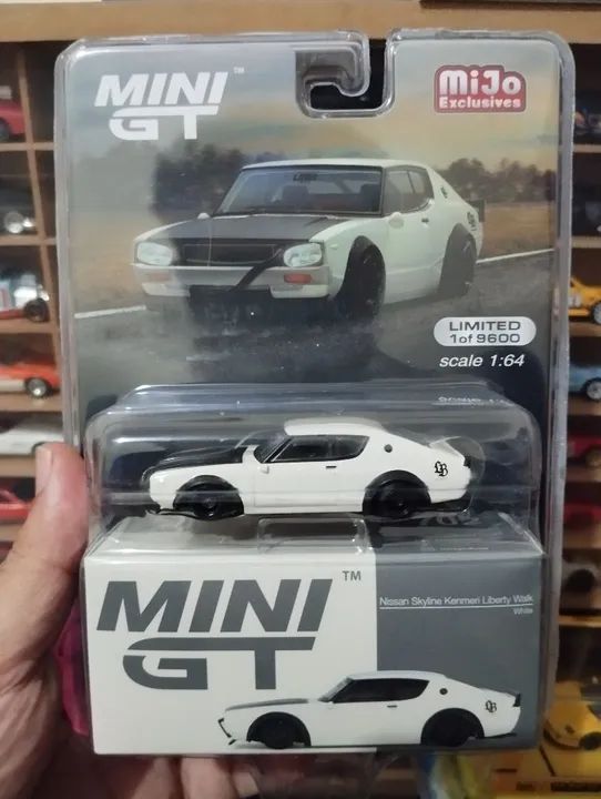 Mini GT Nissan Skyline kenmari Liberty Walk - Hobbies e coleções - Vila ...