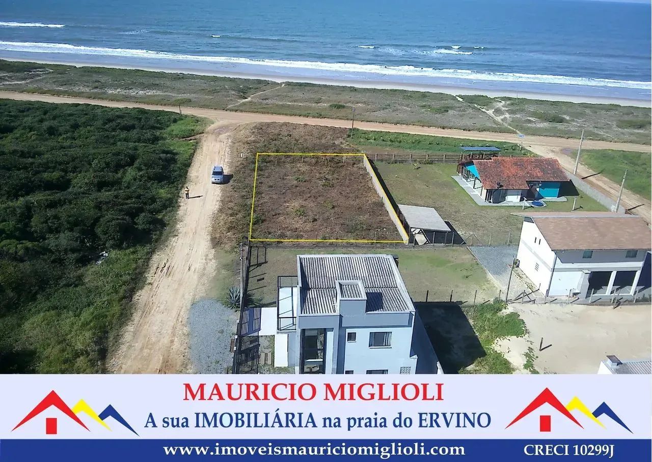 Lote beir mar de esquina limpo na Praia do Ervino - Terrenos, sítios e ...