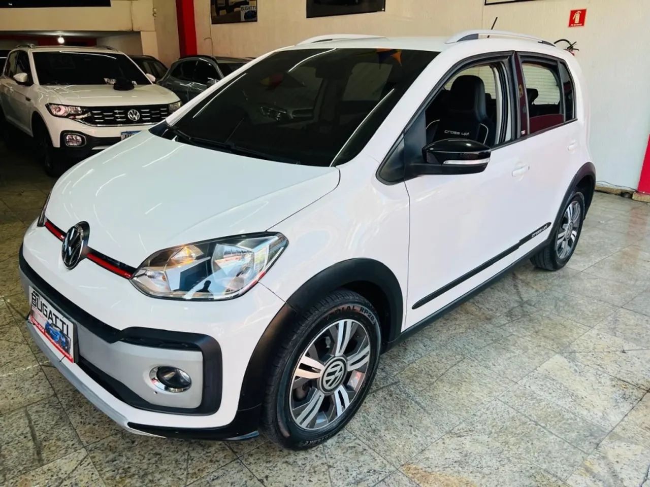 VOLKSWAGEN UP! 2019 Usados e Novos