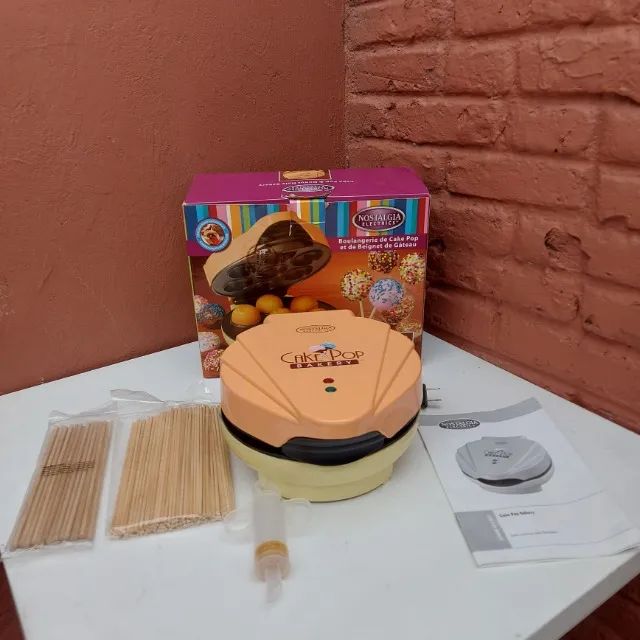 Nostalgia JFD100 Cake Pop & Donut Hole Bakery com 25 palitos de bambu ...