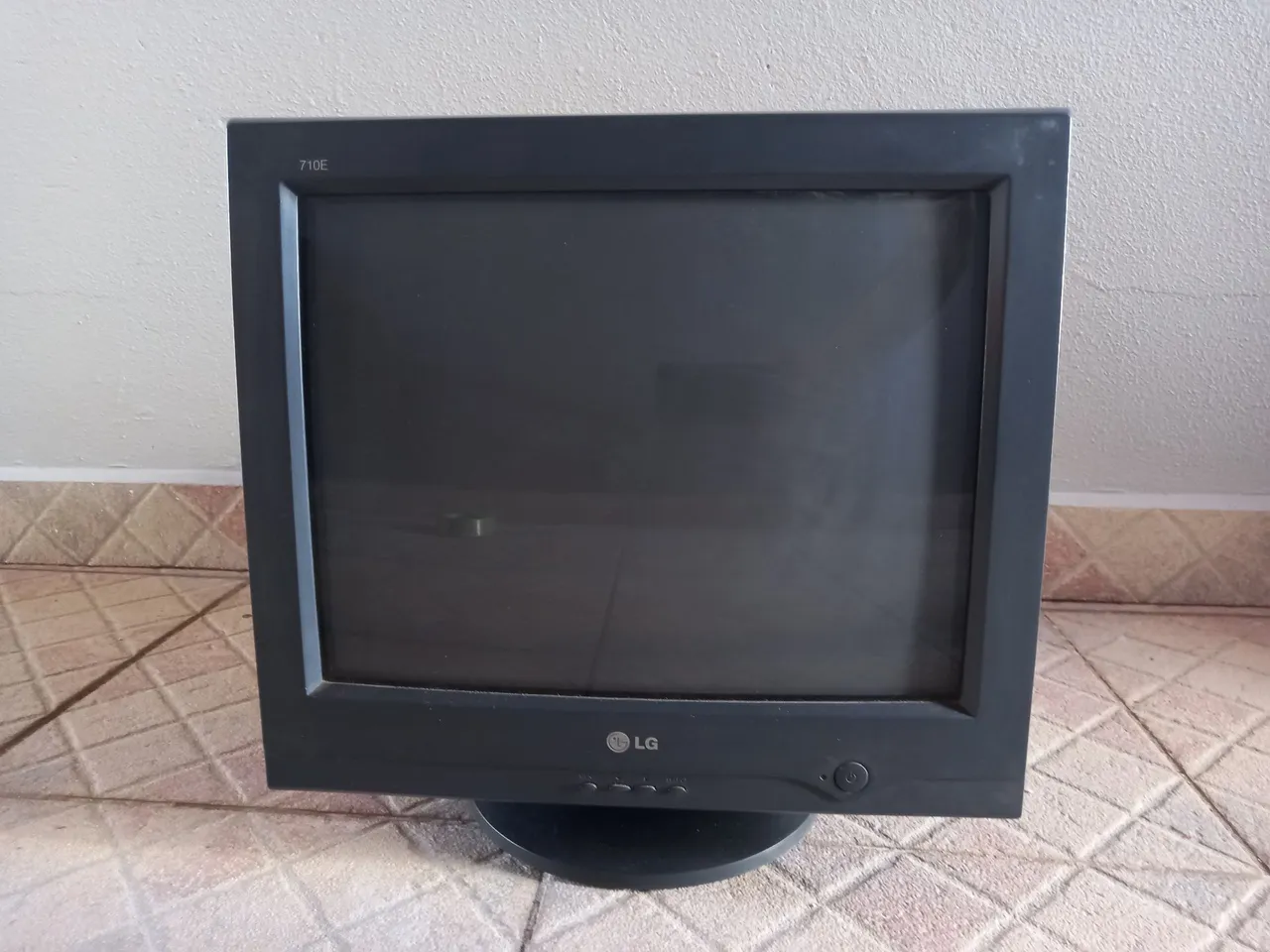 "monitor crt" no Brasil