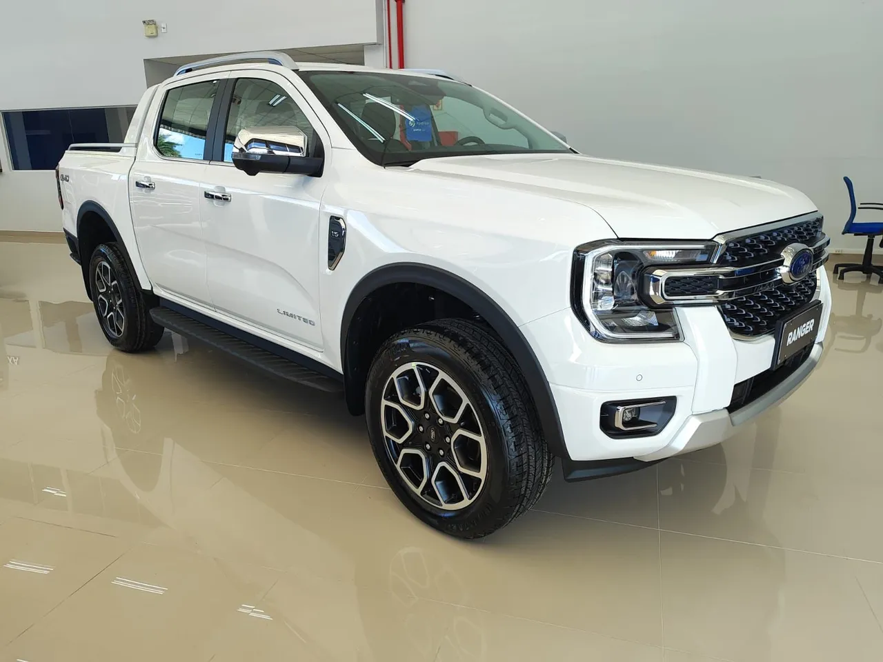 Ford Ranger LIMITED+ 3.0 V6 4X4 CD TB DIE AUT Usados e Novos