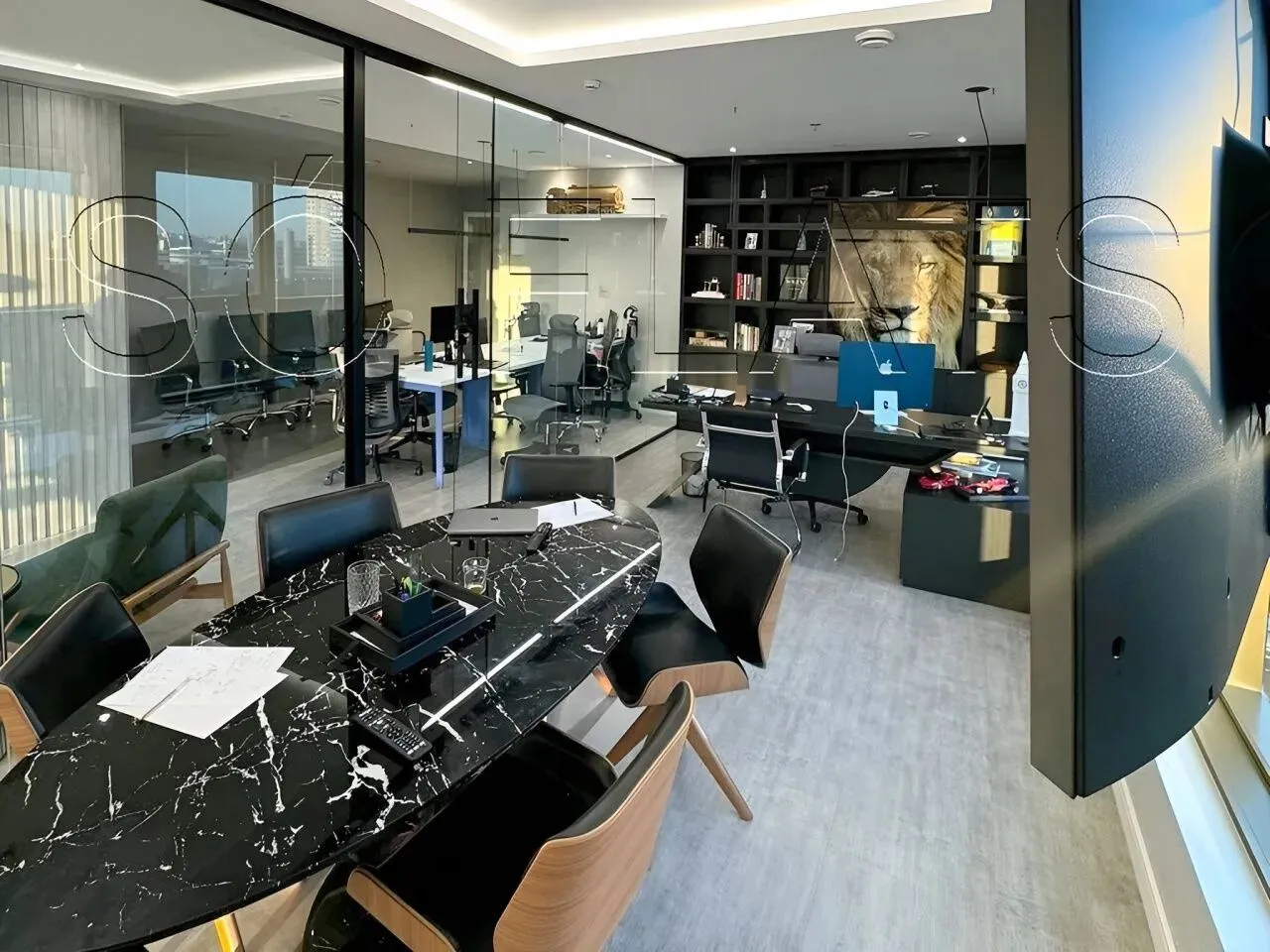 "work tower" no Brasil