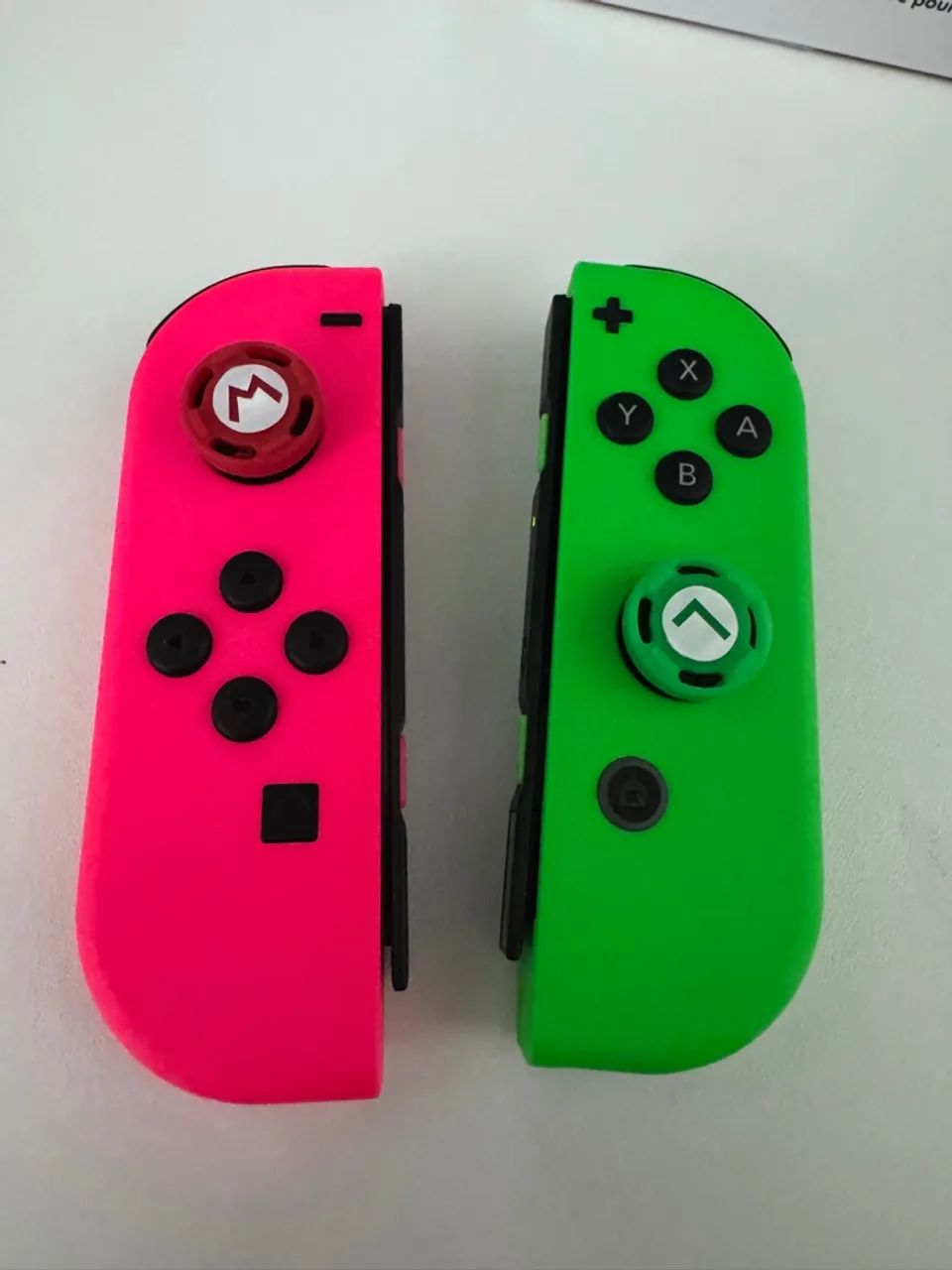 Joy-Cons Originais Nintendo Switch - Verde e Rosa Neon | Estado de novo ...