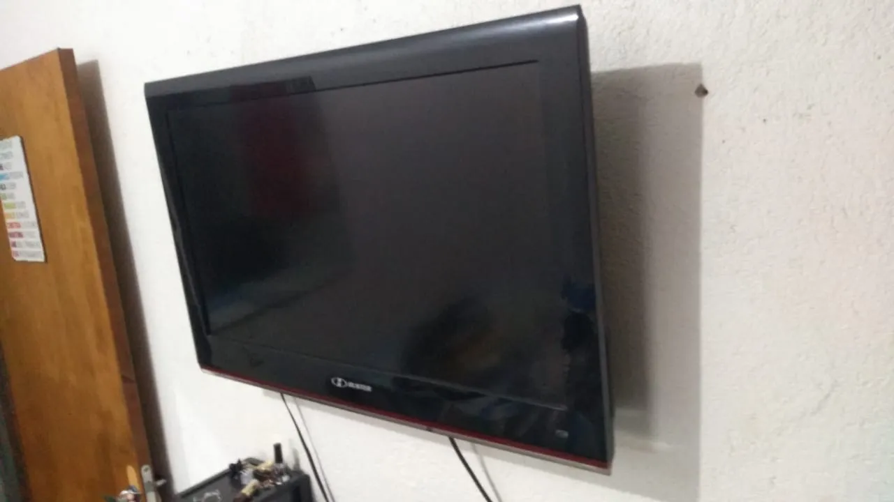 "tv buster 32 polegadas" - TVs no Brasil