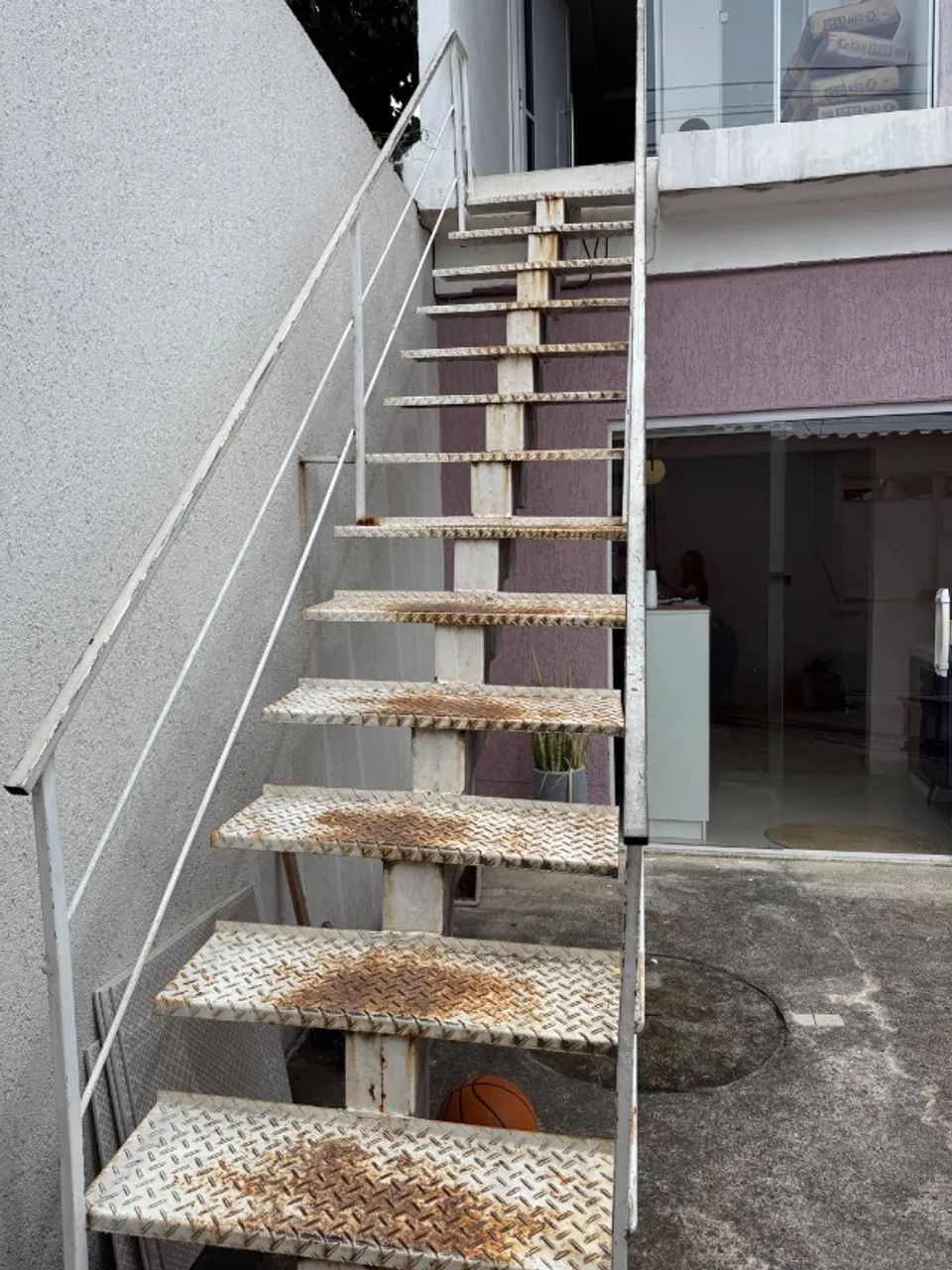 Escada de ferro - Portas e Janelas - Campo Grande, Rio de Janeiro ...