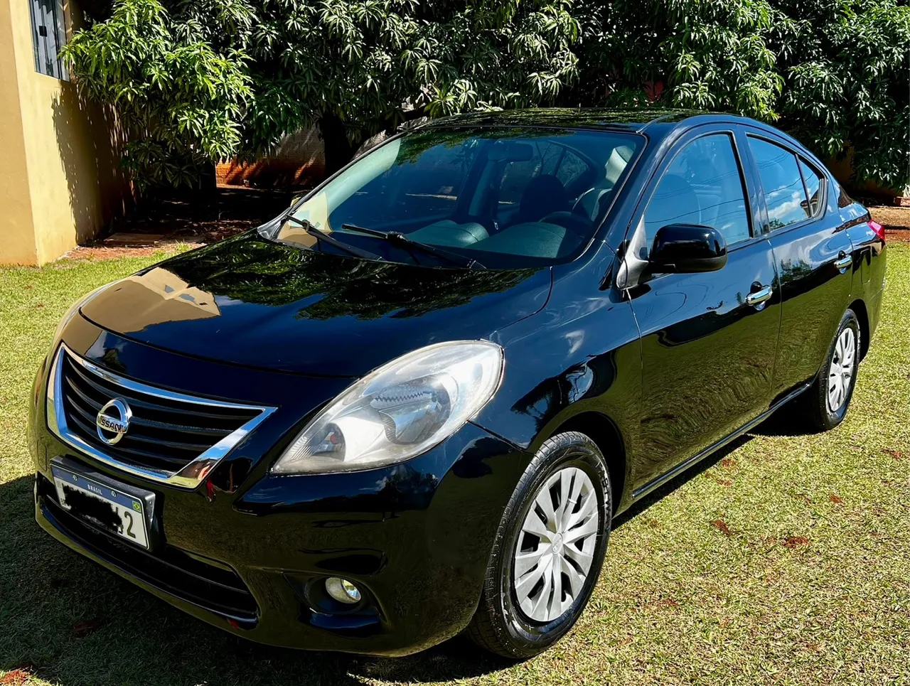 "nissan versa" - Carros Usados e Novos à venda