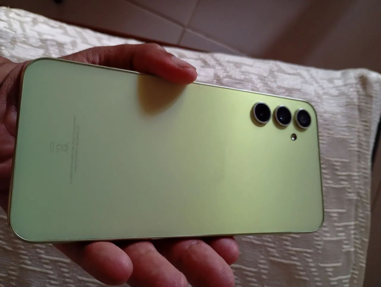 Samsung A34 256gb / 8g rom. 5g semi-novo perfeito estado.nota fiscal ...