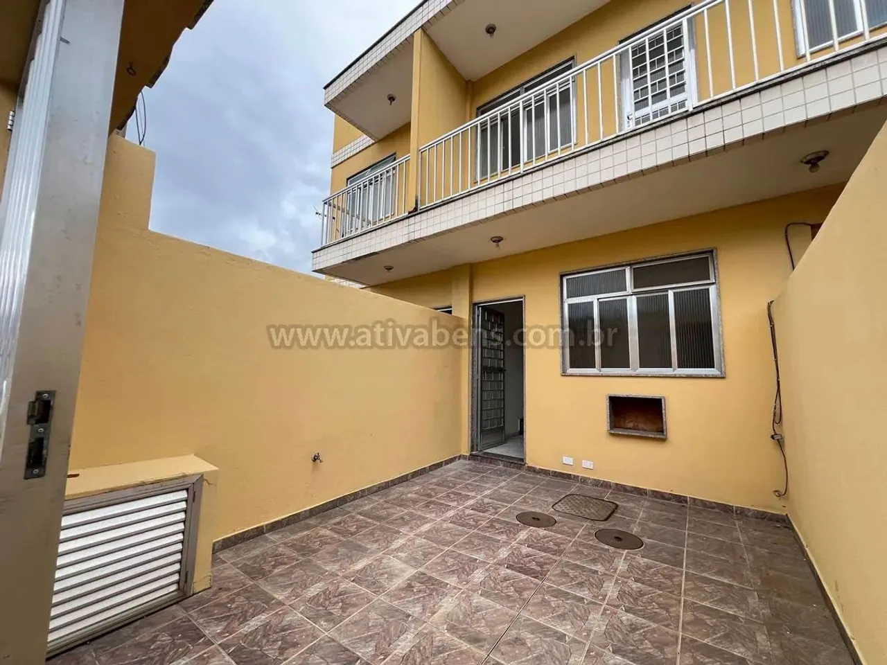 Casas para alugar - Rocha Miranda, Zona Norte - RJ | OLX