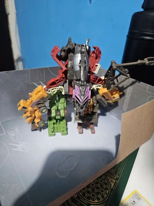 Transformers Devastator legion class completo com caixa - Hobbies e ...