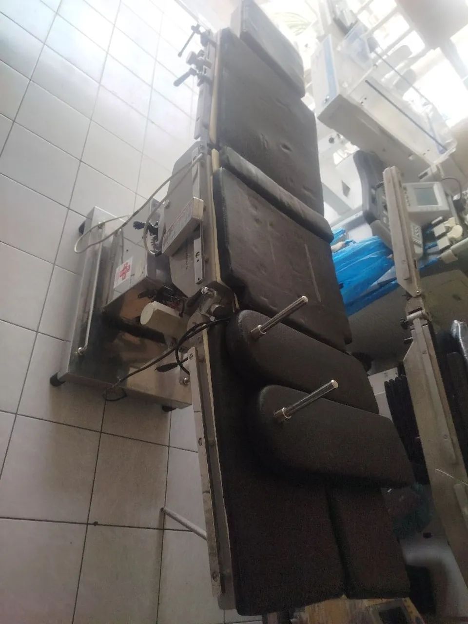 Mesa cirúrgica ksss - Equipamentos Médicos e Hospitalares - Macaúba ...