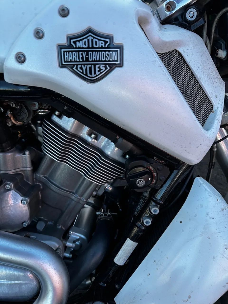 HARLEY-DAVIDSON 1250CC MUSCLE VRSCF 2014 - 1403012121 | OLX