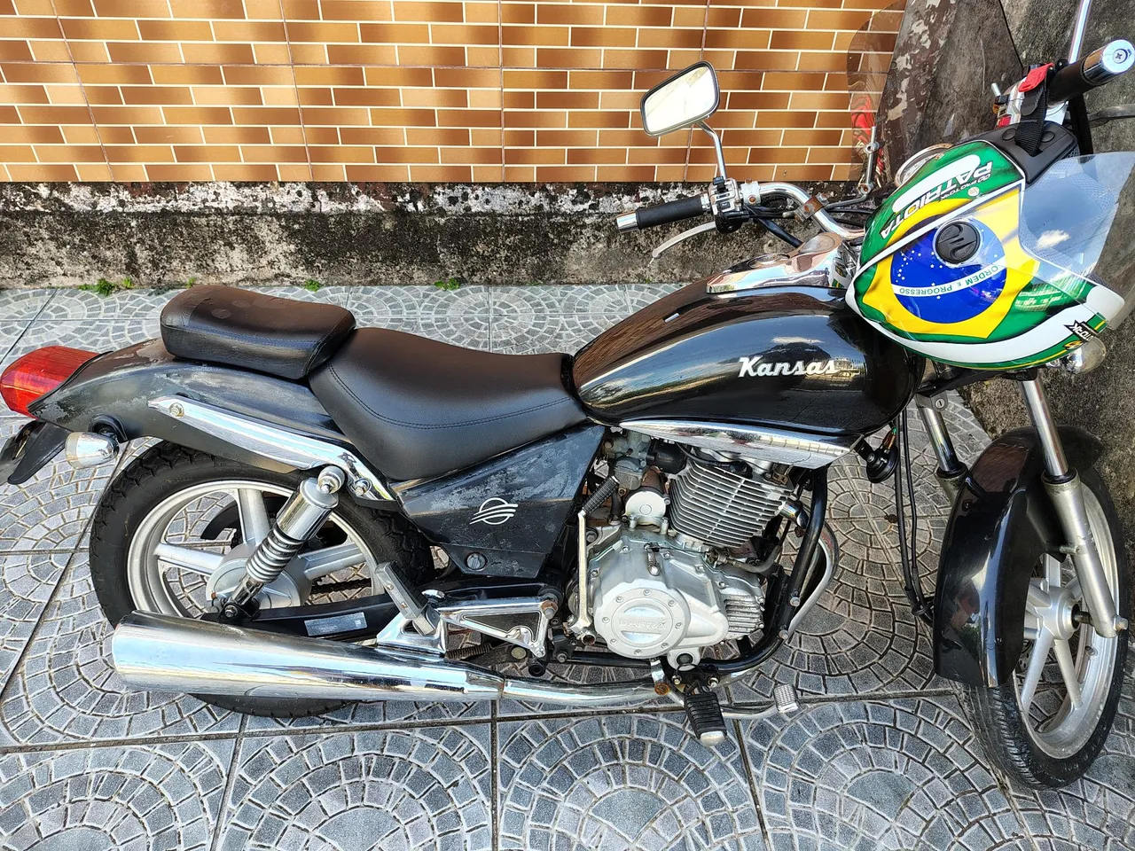 Motos DAFRA KANSAS 2009 no Brasil