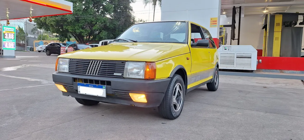 Fiat Uno 1.6R MPI / 1.6R / 1.5R Usados e Novos