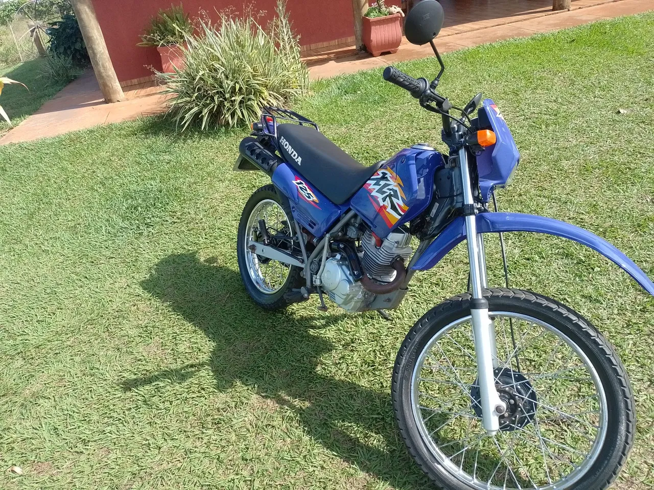 Motos HONDA XLR 125 no Brasil