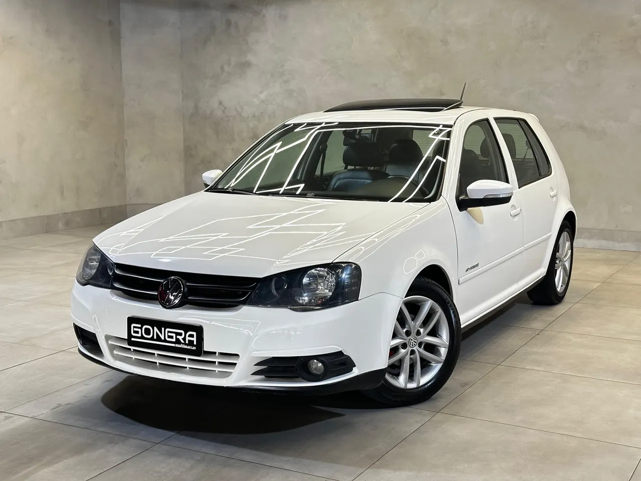 Volkswagen Golf SPORTLINE 1.6 MI TOTAL FLEX 8V 4P Usados e Novos