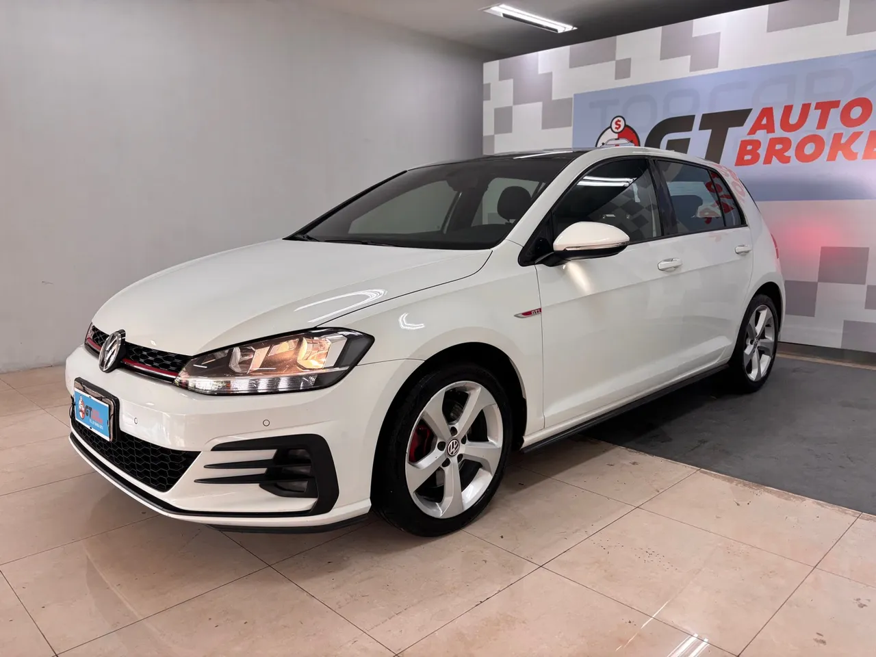 "volkswagen golf 2018" - Carros Usados e Novos à venda