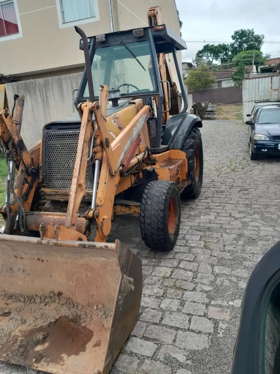 Case 580L Retroescavadeira - Tratores e máquinas agrícolas - Santa ...