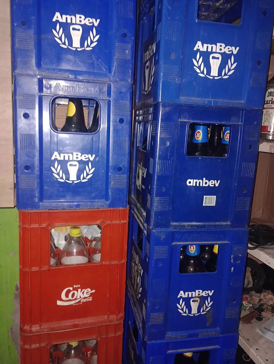 Vende essas grades da ambev - Equipamentos Para Comércio - Petrópolis ...