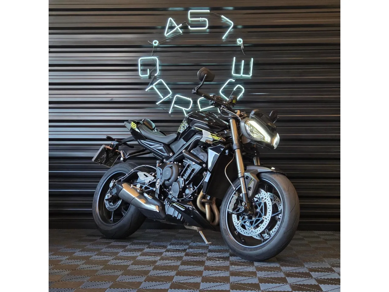 Motos Triumph Street Triple 765 RS no Brasil