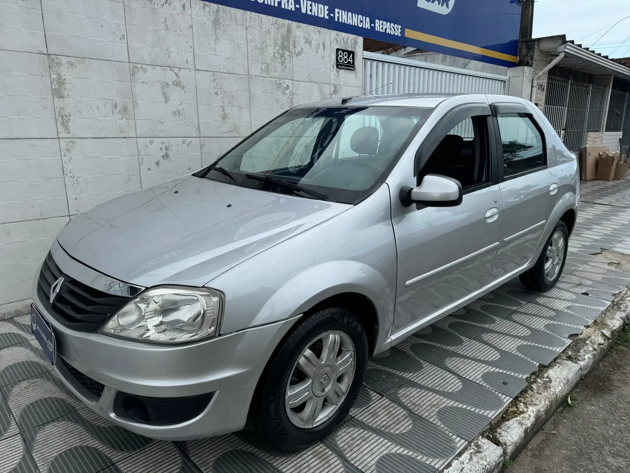 RENAULT LOGAN 2011 Usados e Novos