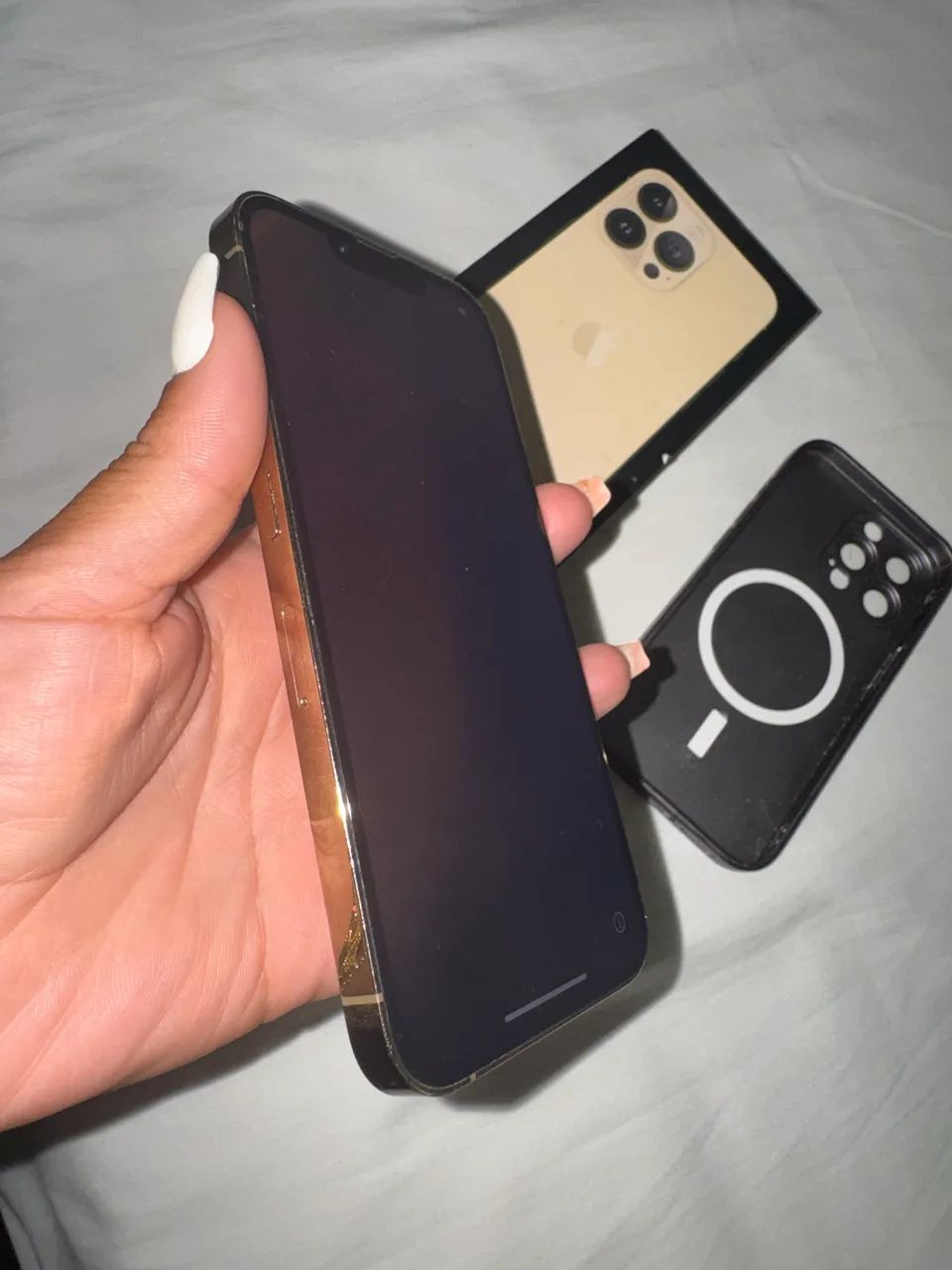 iPhone 13 Pro dourado - câmera e traseira quebrada - Celulares e ...