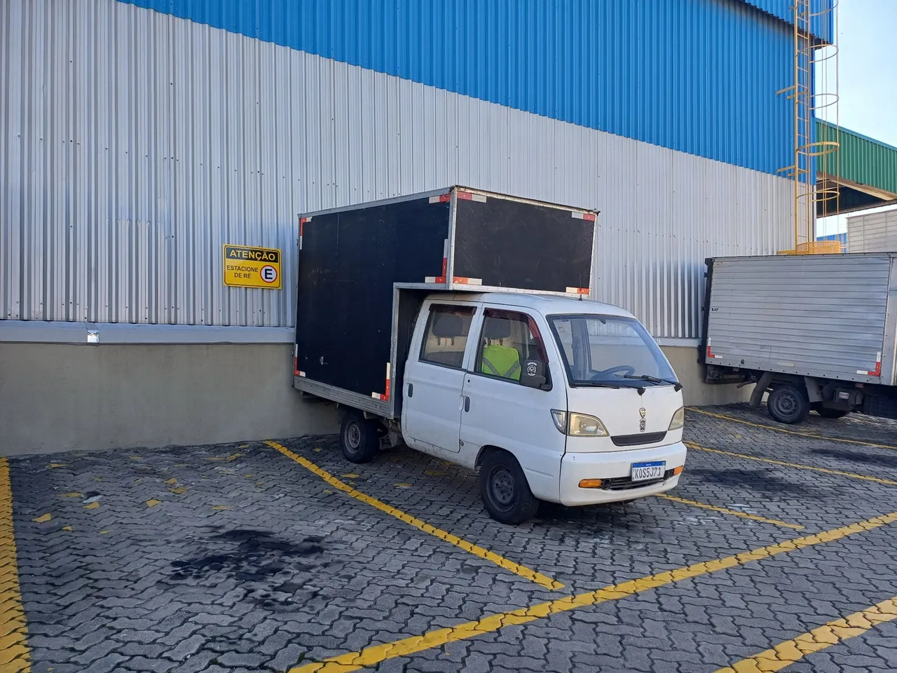 "carros towner" - Carros Usados e Novos à venda