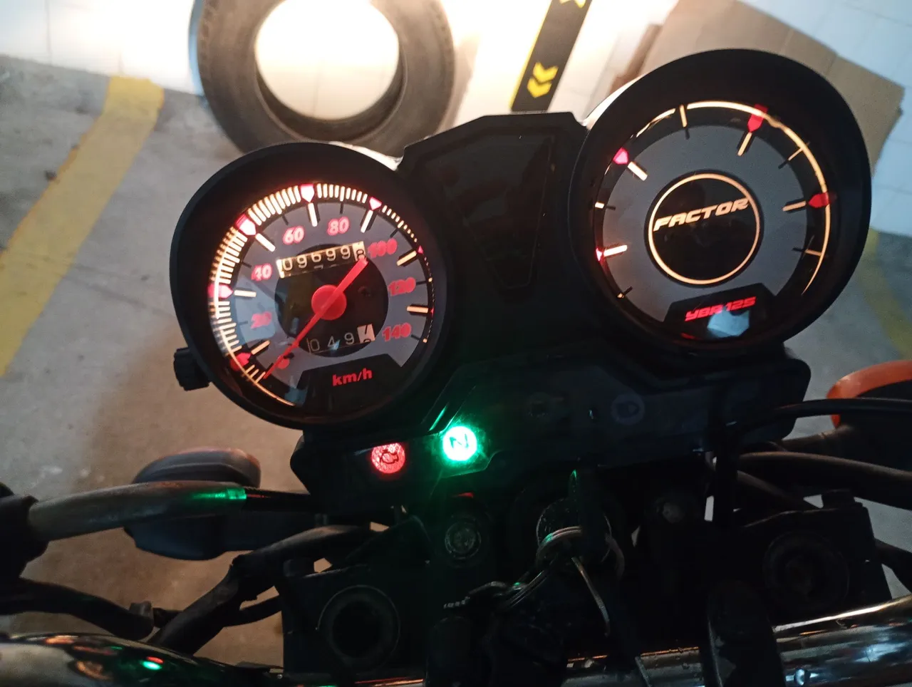 Motos YAMAHA FACTOR 2015 no Brasil