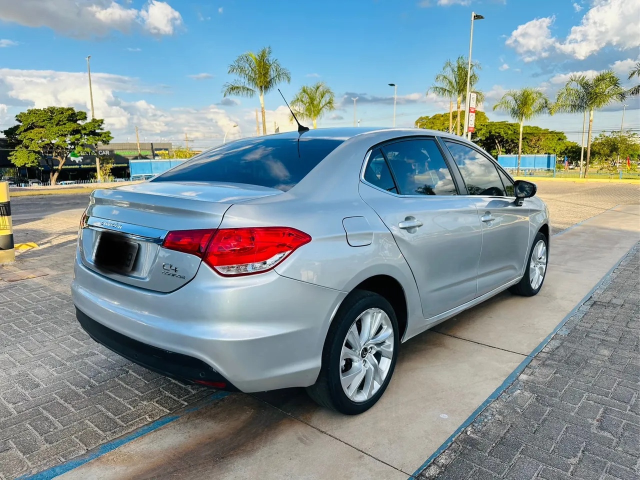 "citroen c4 lounge 2016" - Carros Usados e Novos à venda
