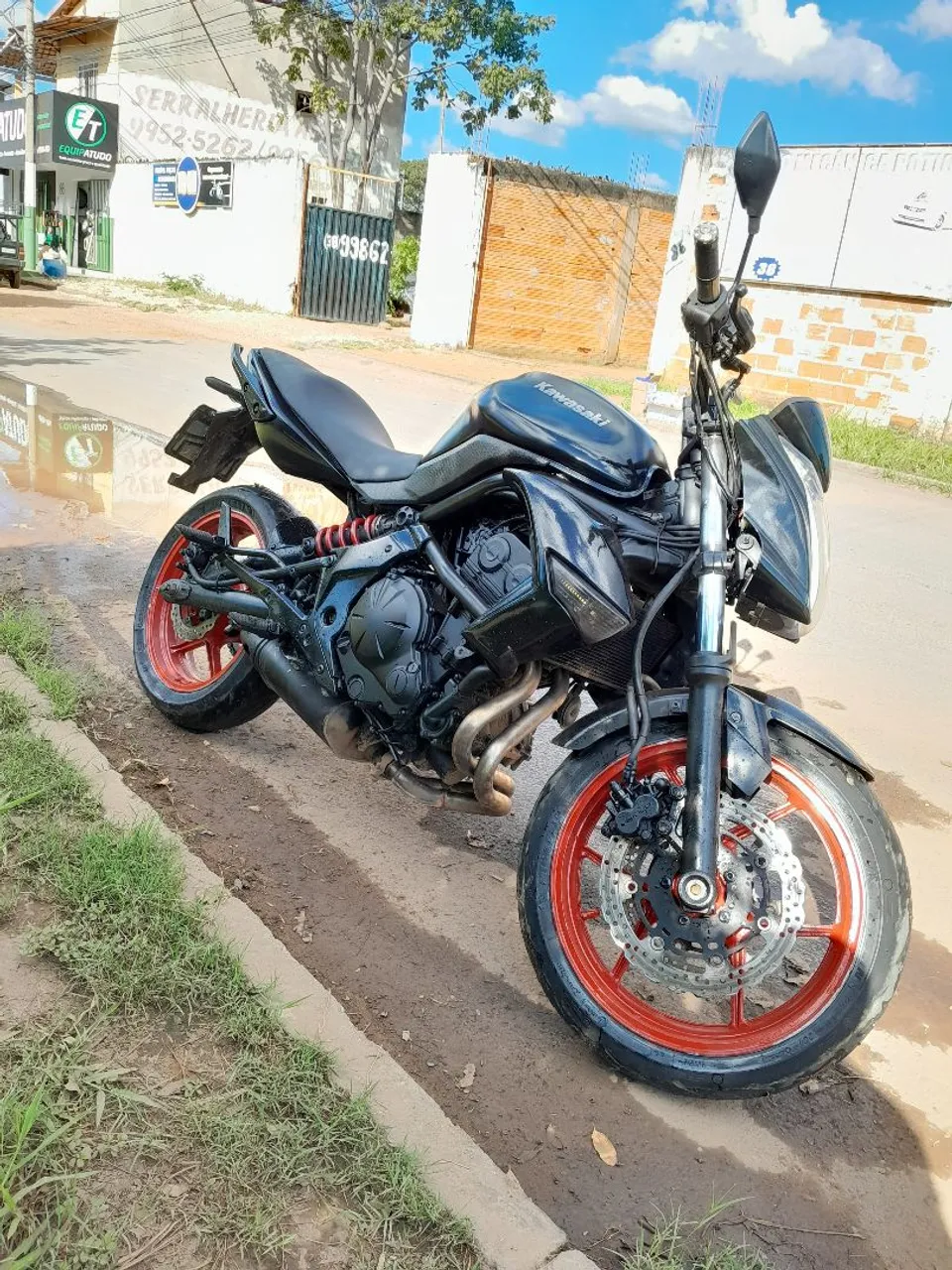 Motos KAWASAKI ER-6N 2010 no Brasil