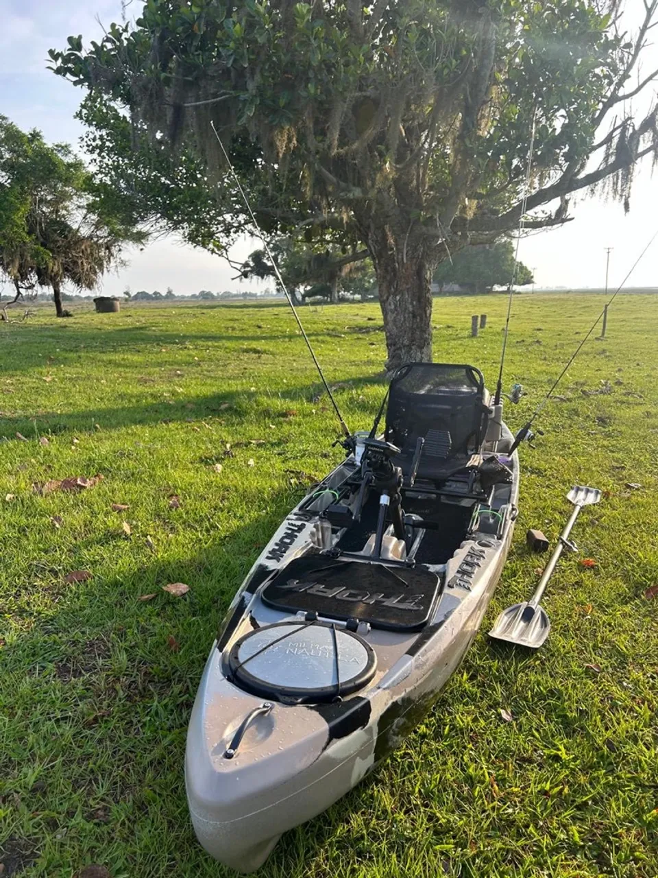 "caiaques com motor" no Brasil