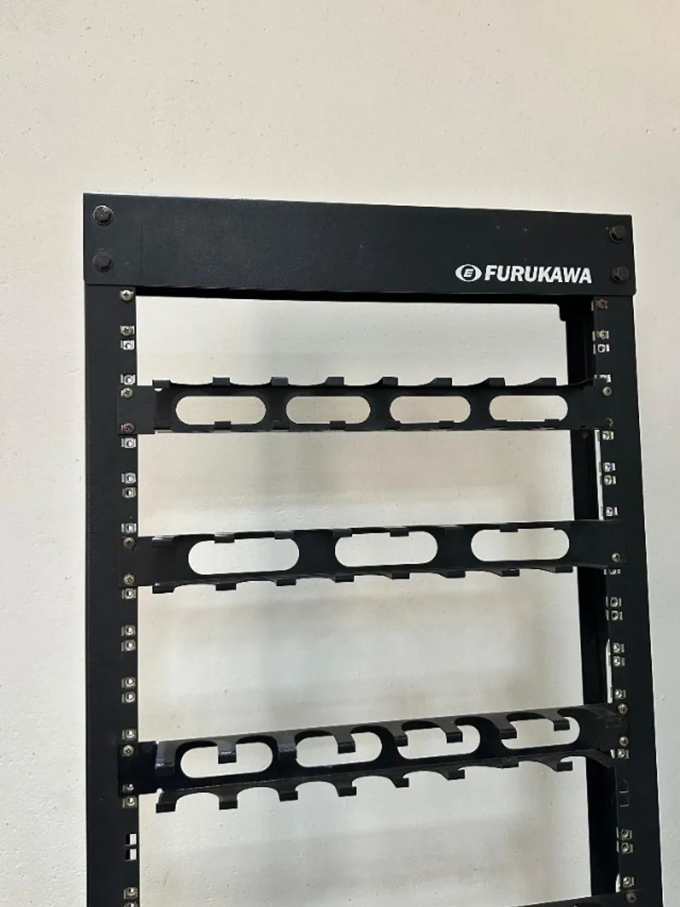 Organizador de Cabos Furukawa - Rack Vertical - Periféricos e ...