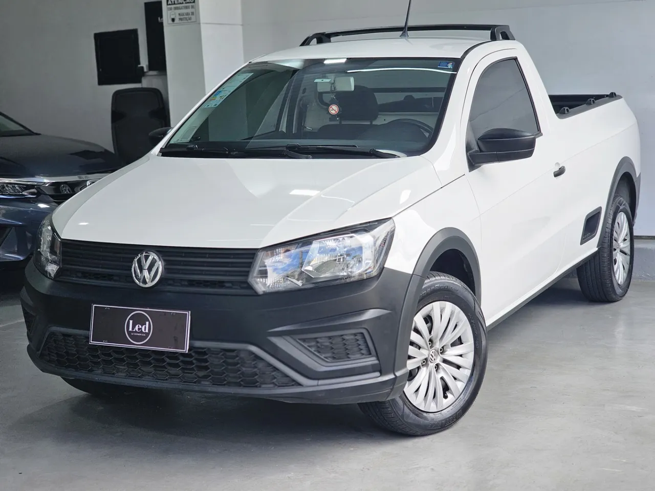 VOLKSWAGEN SAVEIRO ROBUST 1.6 TOTAL FLEX 8V Usados e Novos