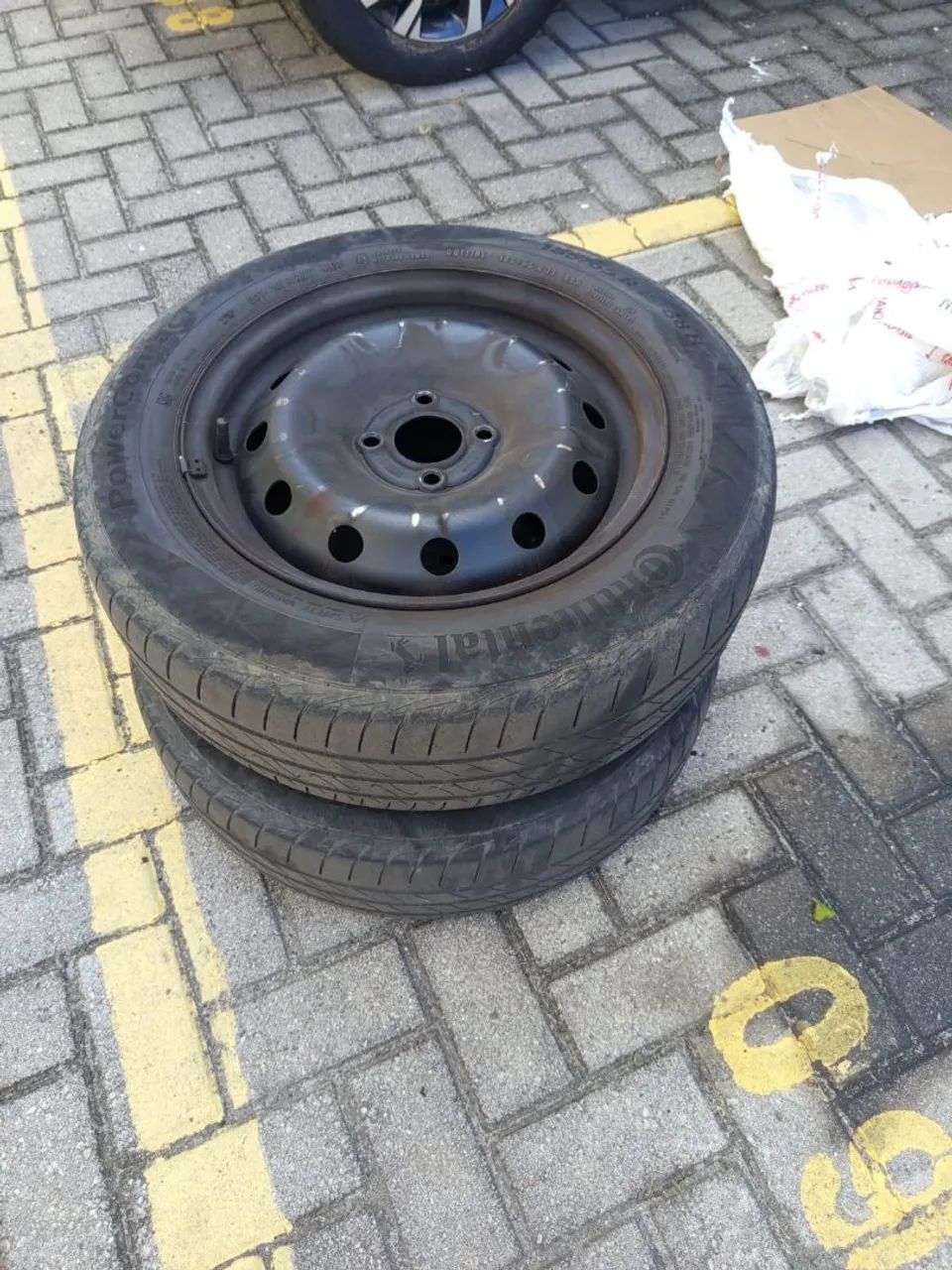 Jogo de roda aro 15 com pnel - Peças para carros, vans e utilitários ...