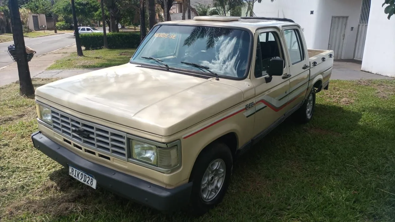 Chevrolet D-20 Usados e Novos
