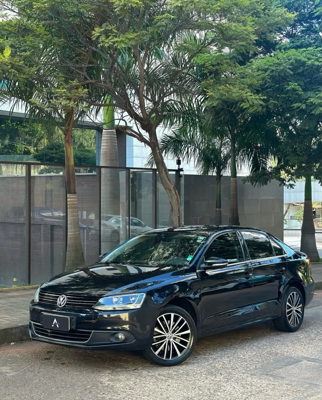 VOLKSWAGEN JETTA 2013 Usados e Novos