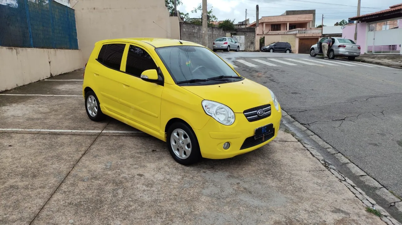 KIA MOTORS PICANTO 2010 Usados e Novos